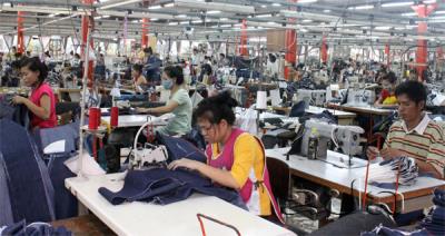 Lao Garments Export Reaches 37 Million Pieces, but Drops by 5%