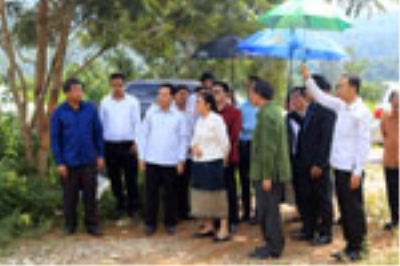 ປະທານສະພາແຫ່ງຊາດ ພົບປະພໍ່ແມ່ປະຊາຊົນ ເມືອງບໍລິຄັນ