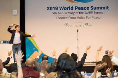 Int'l Peace Law Receives Support from American Leaders