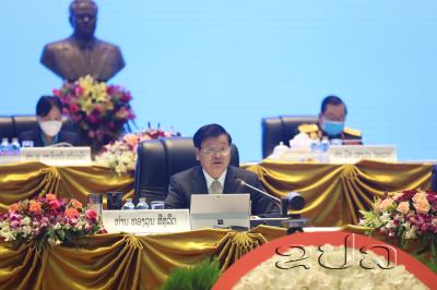 President hails achievements of Lao Front for National Development