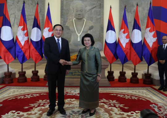PM Meets President of Cambodia's National Assembly and Senate